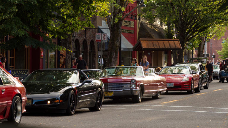 Oregon's 'Friendliest Small Town' Is A Quirky Historic Charmer In The ...