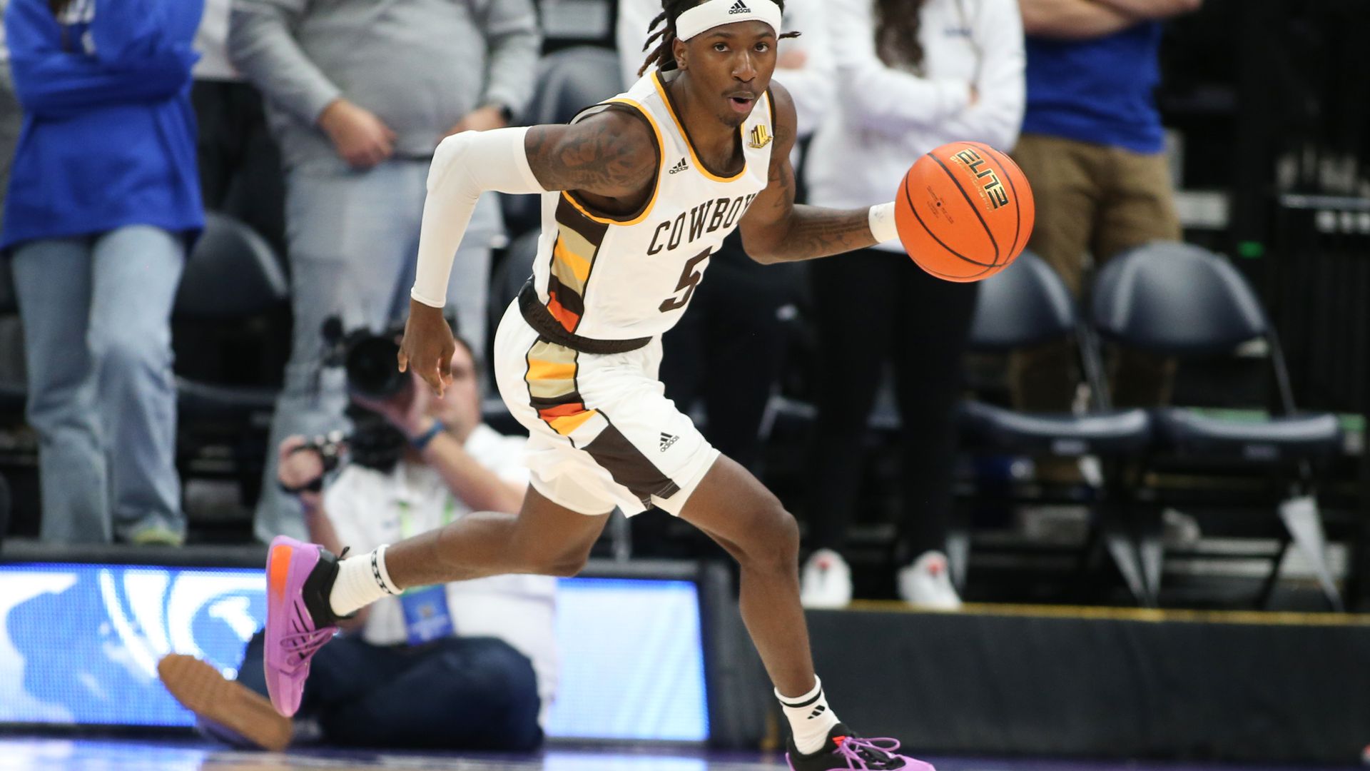 Former Wildcat Dontaie Allen recruiting Wyoming transfer Obi Agbim to ...