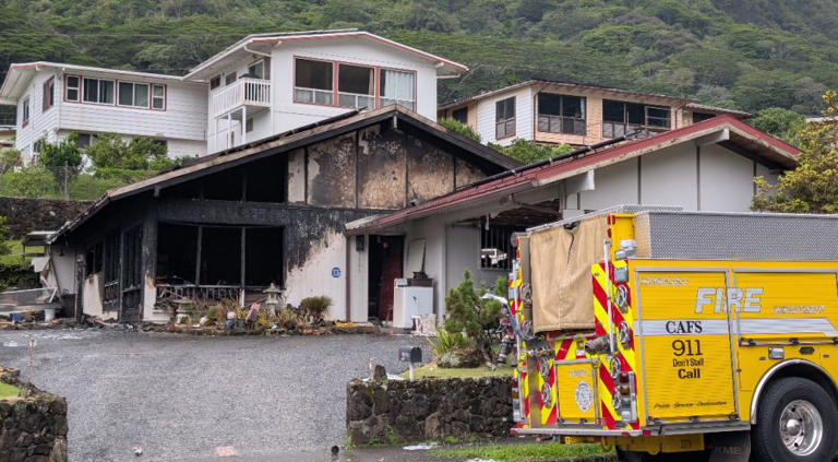 Two fires, one hour: Manoa fire claims one life, Kalihi fire destroys ...