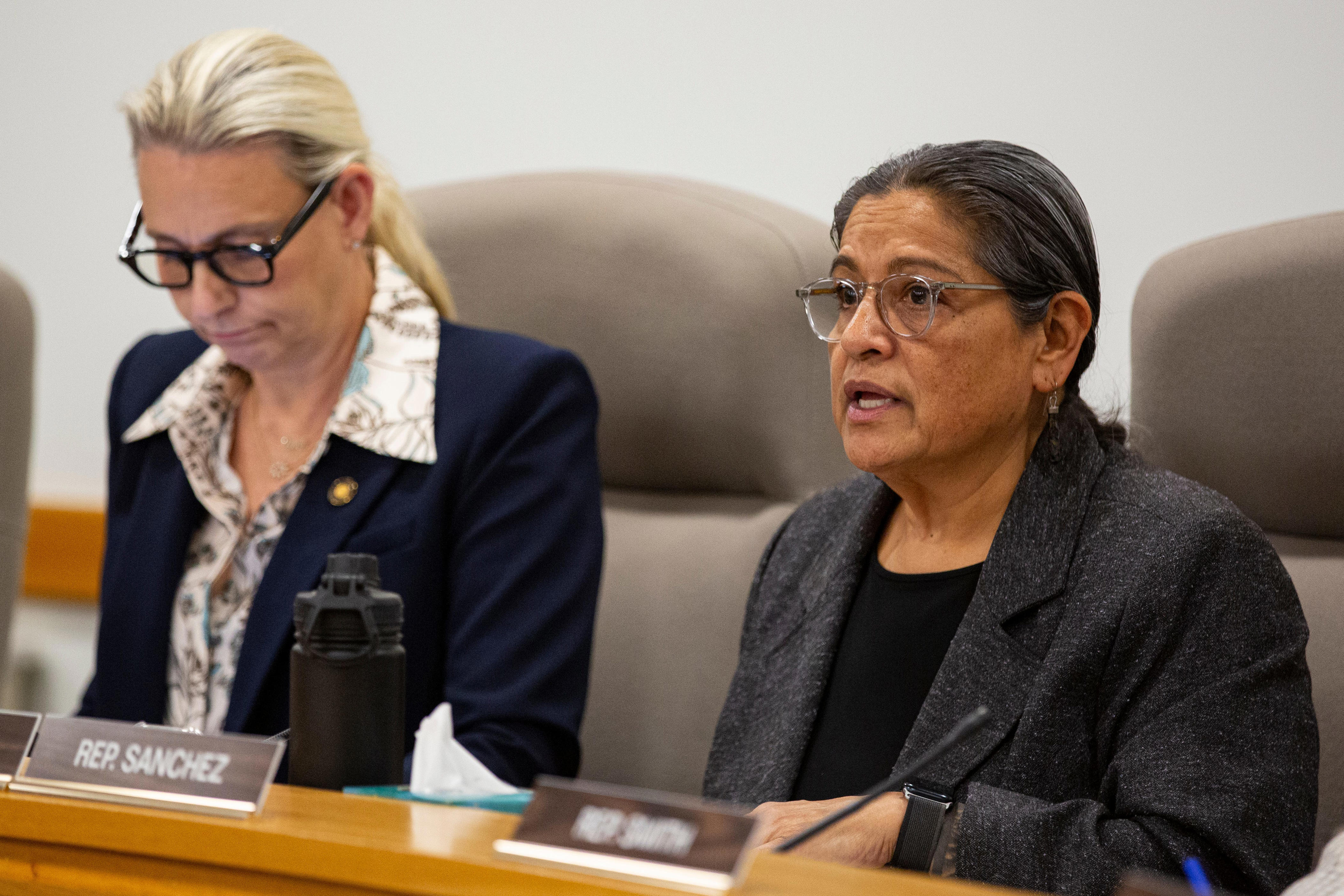 Oregon lawmakers propose cautious budget amid federal funding uncertainty