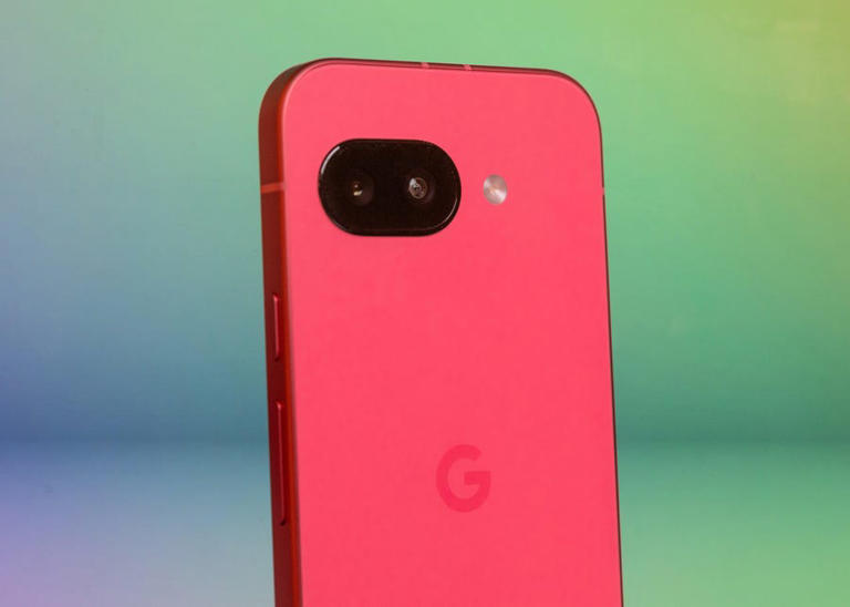 Google Missed a Huge Opportunity With the Pixel 9A