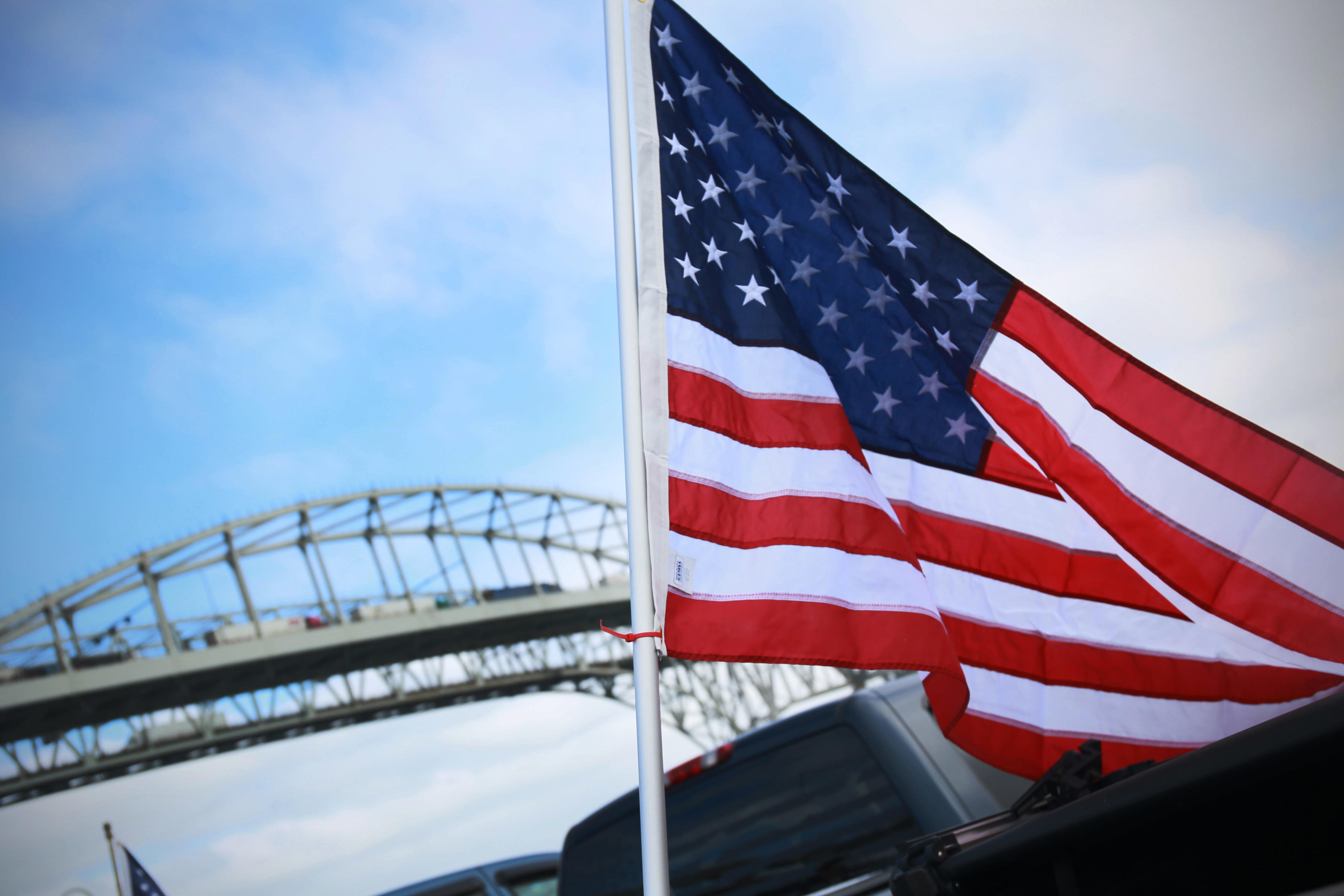 Sarnia mayor wants American flags removed due to Trump's 'economic ...