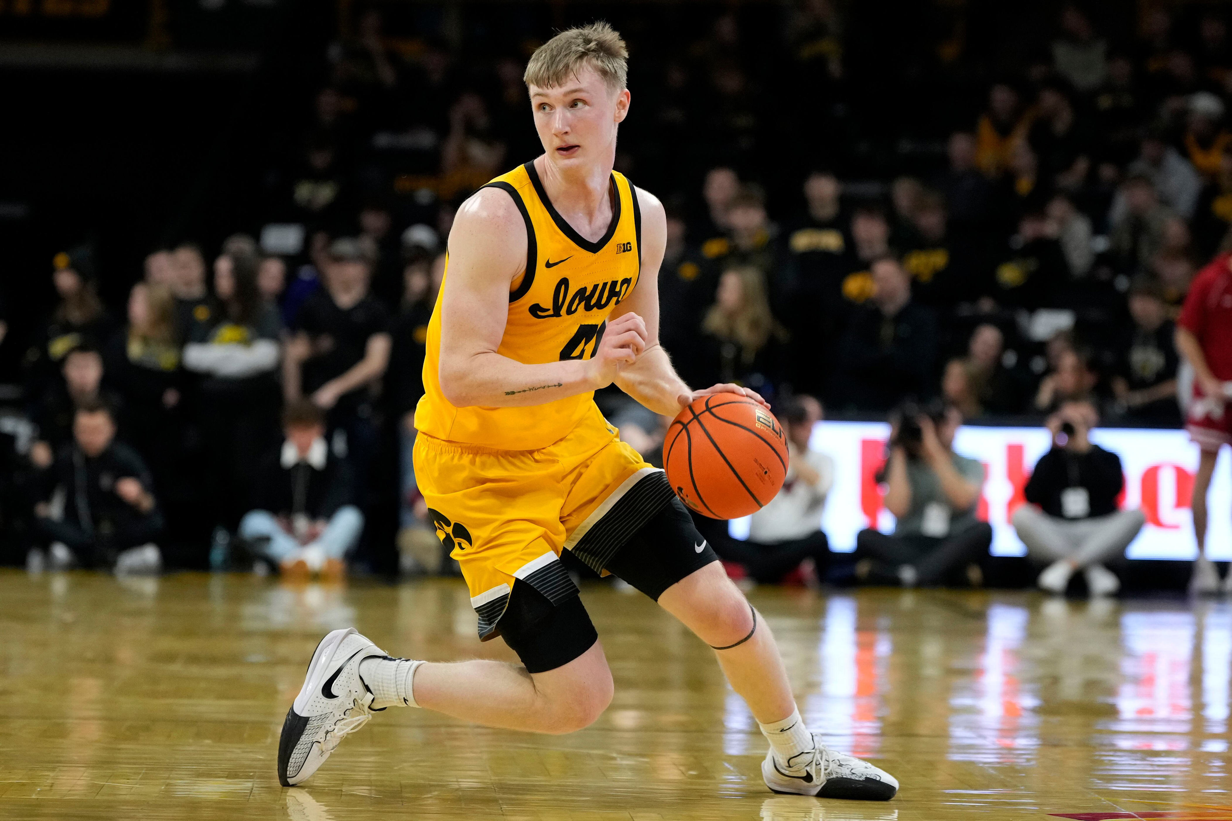 Iowa’s Josh Dix enters transfer portal