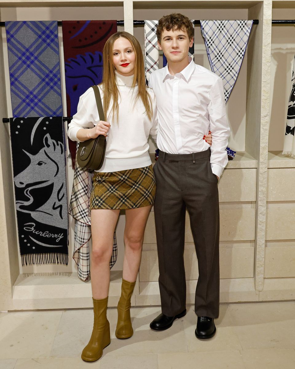 Sam Nivola Shares Intimate Photos of Vacation With Girlfriend Iris Apatow