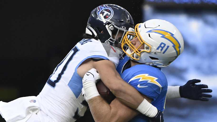 Patriots Sign Another Titans LB