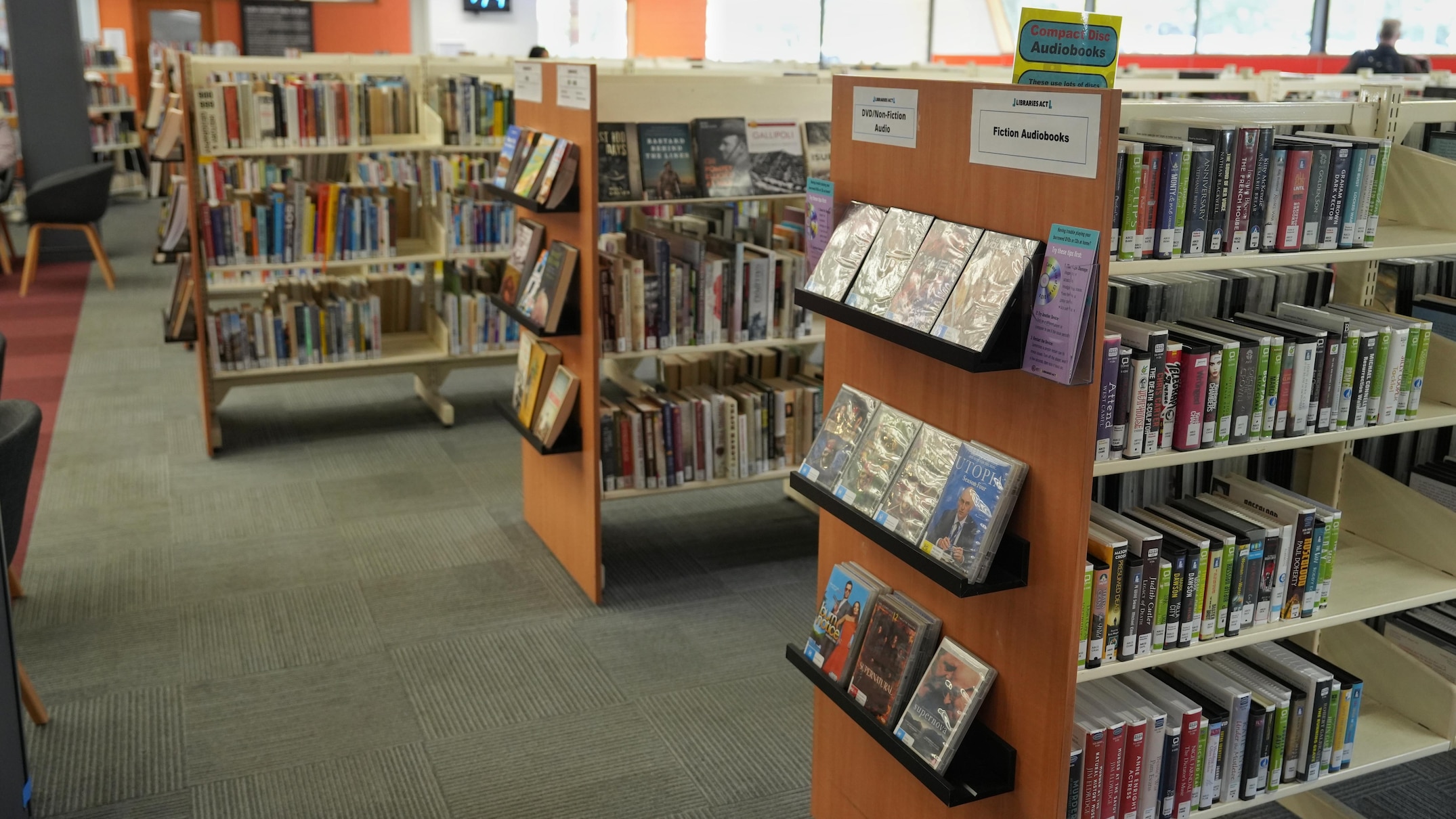 Unplanned closures of Canberra libraries leave book-lovers concerned