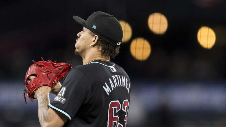 Diamondbacks Will Not Name Closer to Start Regular Season