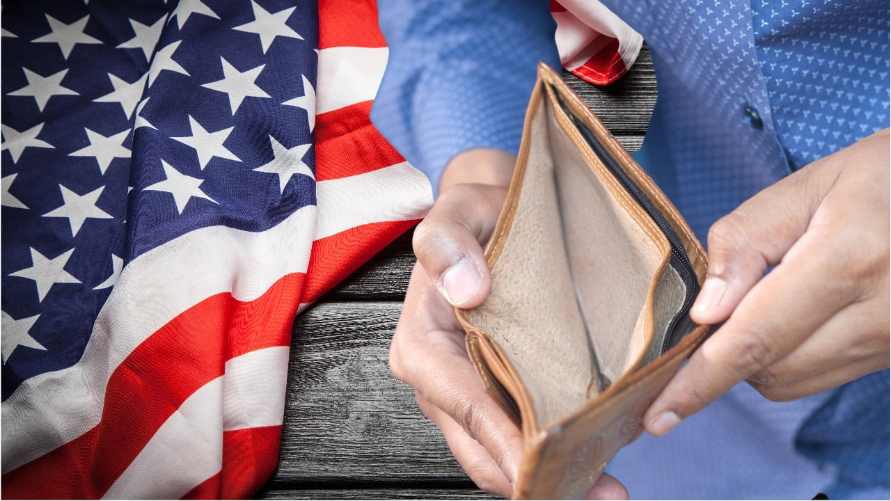 U.S. consumer sentiment drops by nearly 11% in March as Trump triggered ...