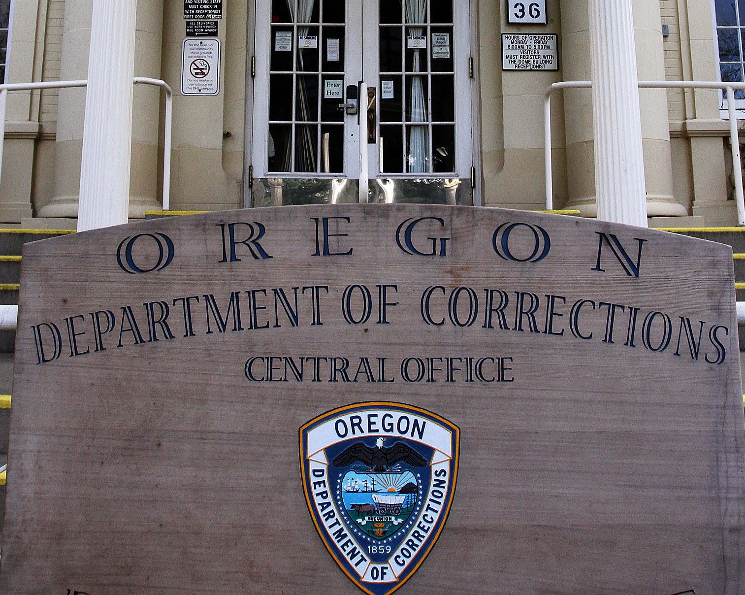 Unknown 'substance' causes evacuation of disciplinary unit at Oregon ...
