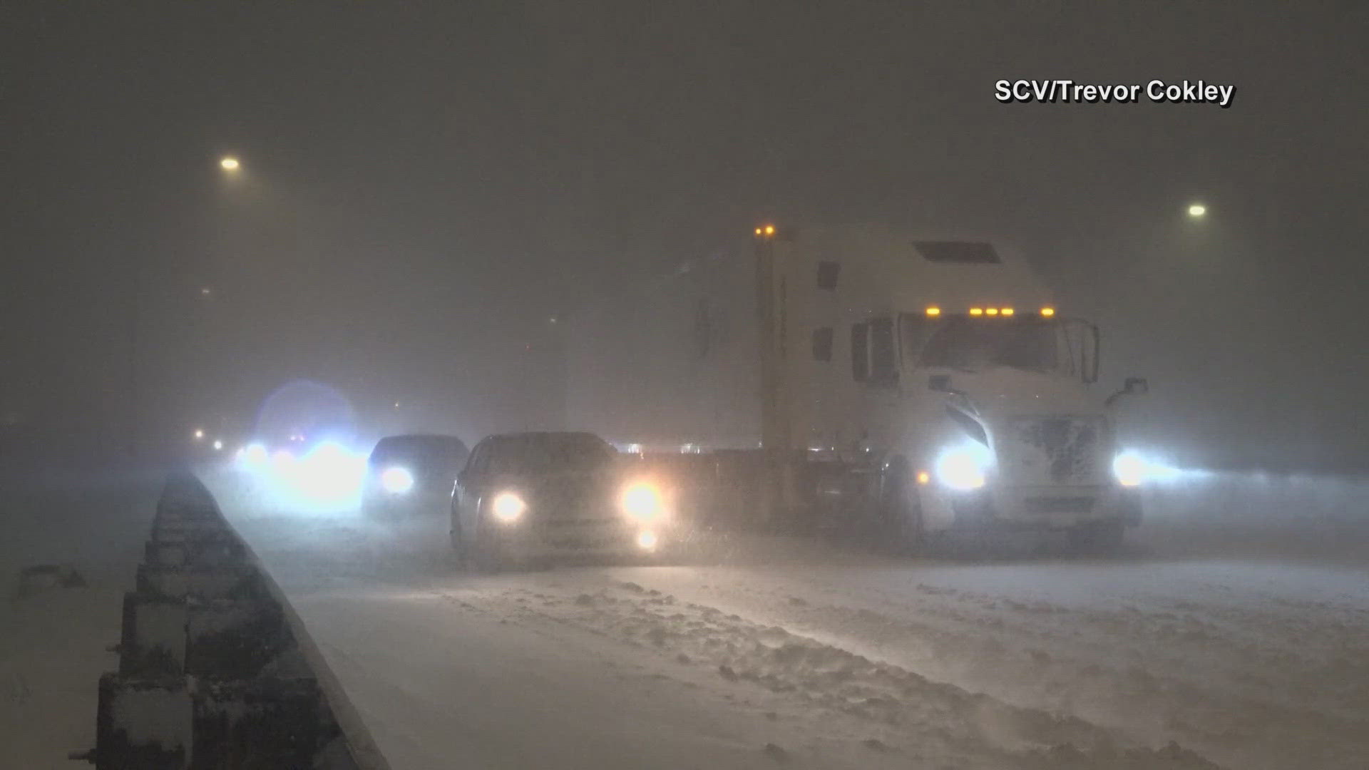 Colorado blizzard leaves drivers stranded on highways