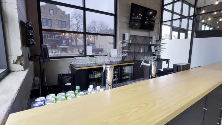 Milwaukee wedding, event venue shut down; groups step up to help