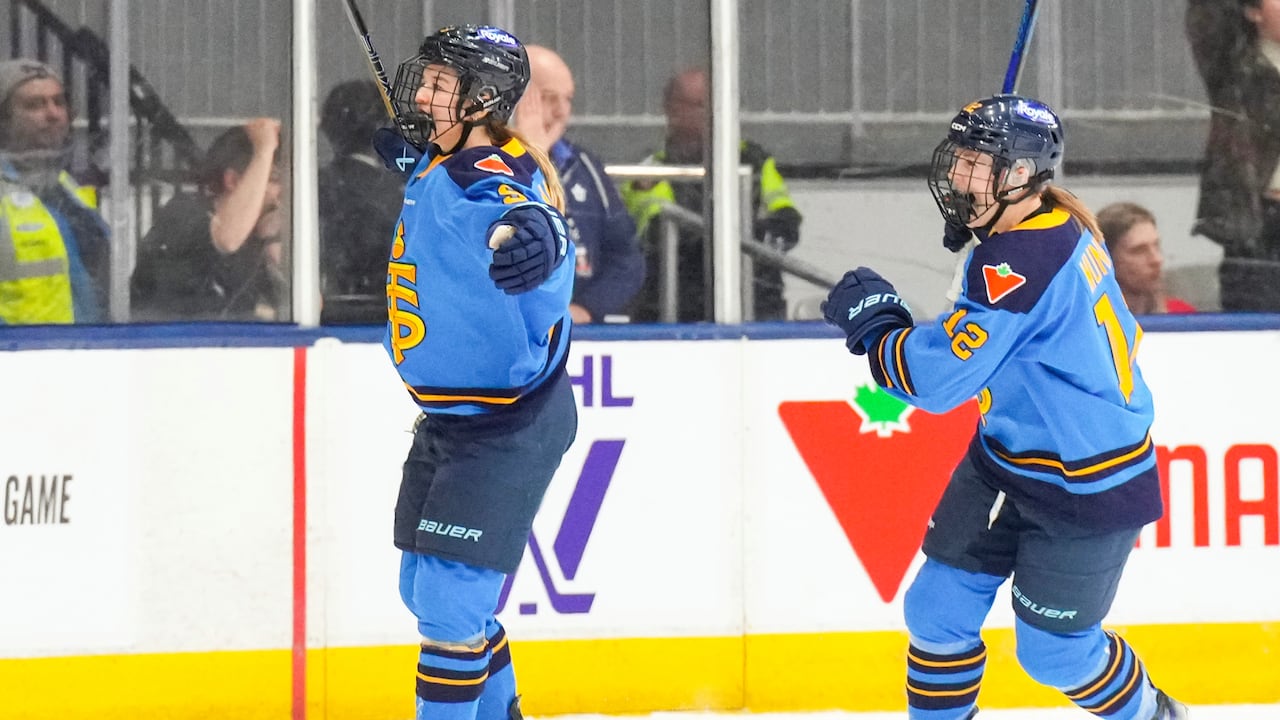 Daryl Watts scores twice to lead Sceptres over Sirens