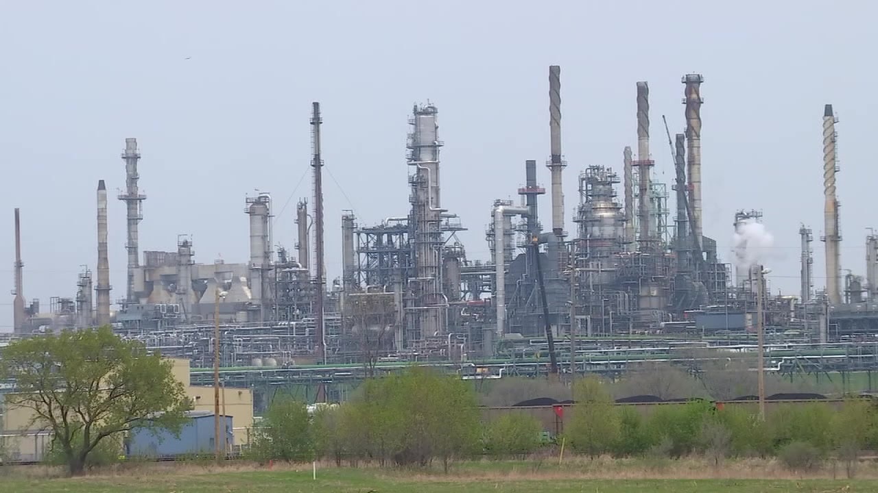 Highway 52 closed in Rosemount due to propane leak near Flint Hills ...