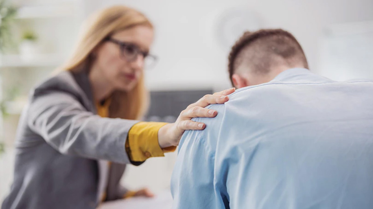 Did You Know You Can Outgrow Your Therapist? Here Are The Signs To ...