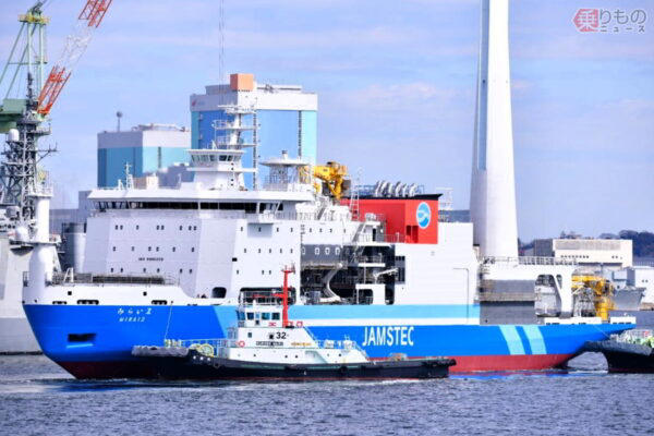 待望の進水だ！ デッカい砕氷研究船「みらいII」 北極は未知の海域「データ全然ないんです」