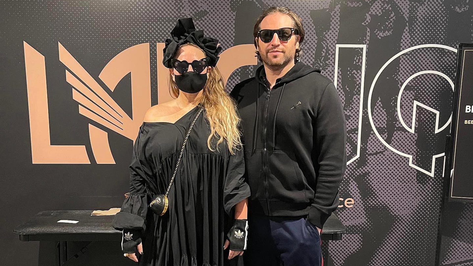 Sia solicita el divorcio de Dan Bernard tras dar la bienvenida en ...