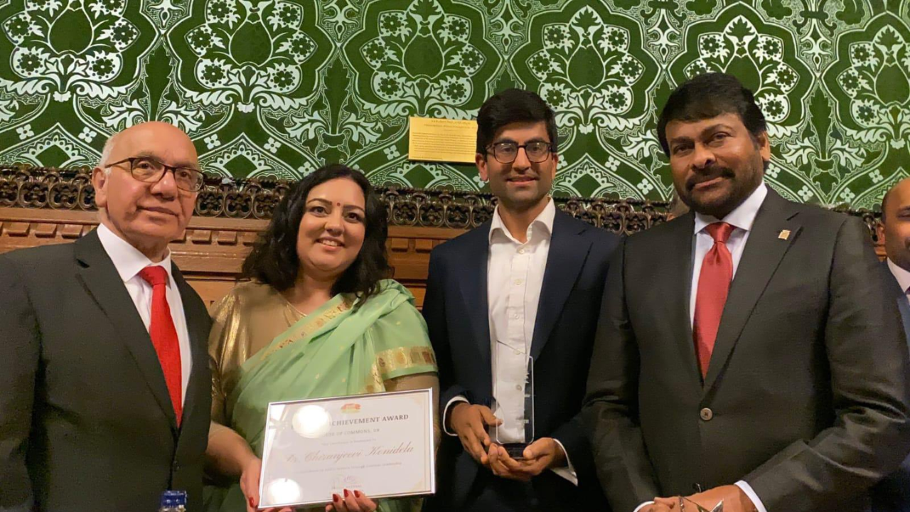 Chiranjeevi receives a Lifetime Achievement Award