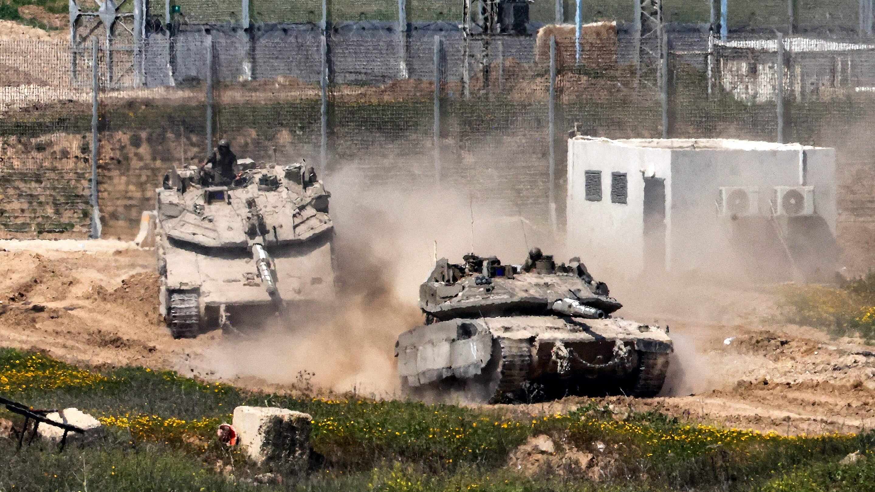 Israel splits Gaza in two again as troops enter Netzarim Corridor