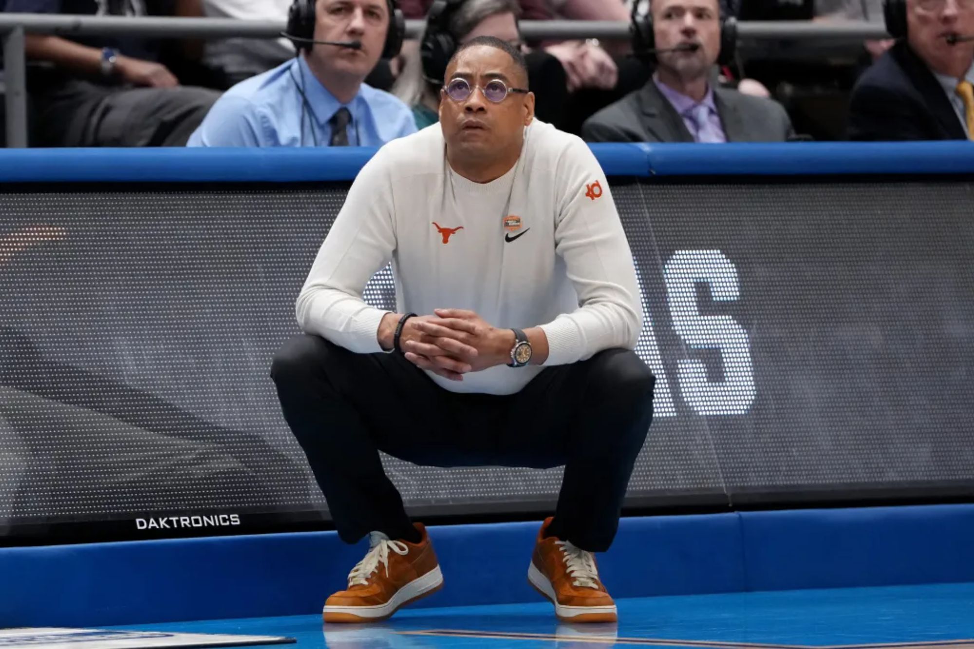 Texas ‘likely’ to dismiss coach Rodney Terry after brutal March Madness ...