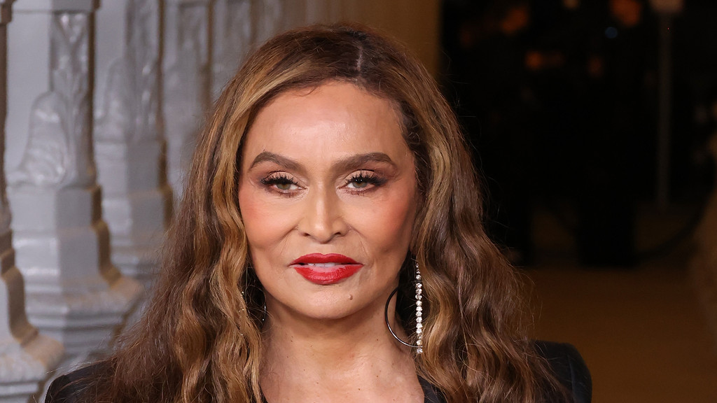 Tina Knowles announces tour to back Matriarch memoir