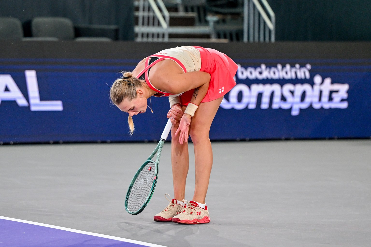 5:3 i zwrot akcji w meczu mistrzyni z Abu Zabi. Półfinalistka ...