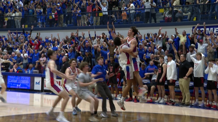Cayden Reed nails buzzer-beater to knock off GRC, send Montgomery ...