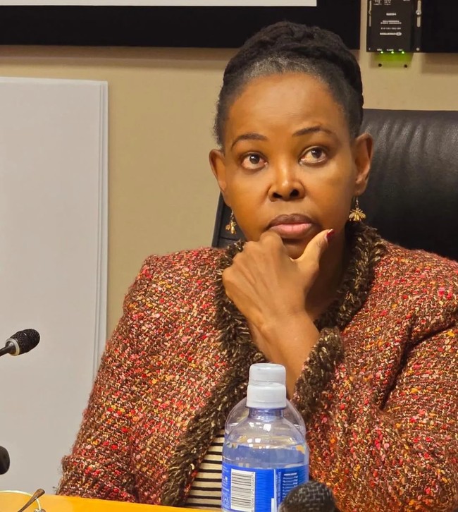 Empowering Education: Chinese Consul General Pan Qingjiang awards R500 ...