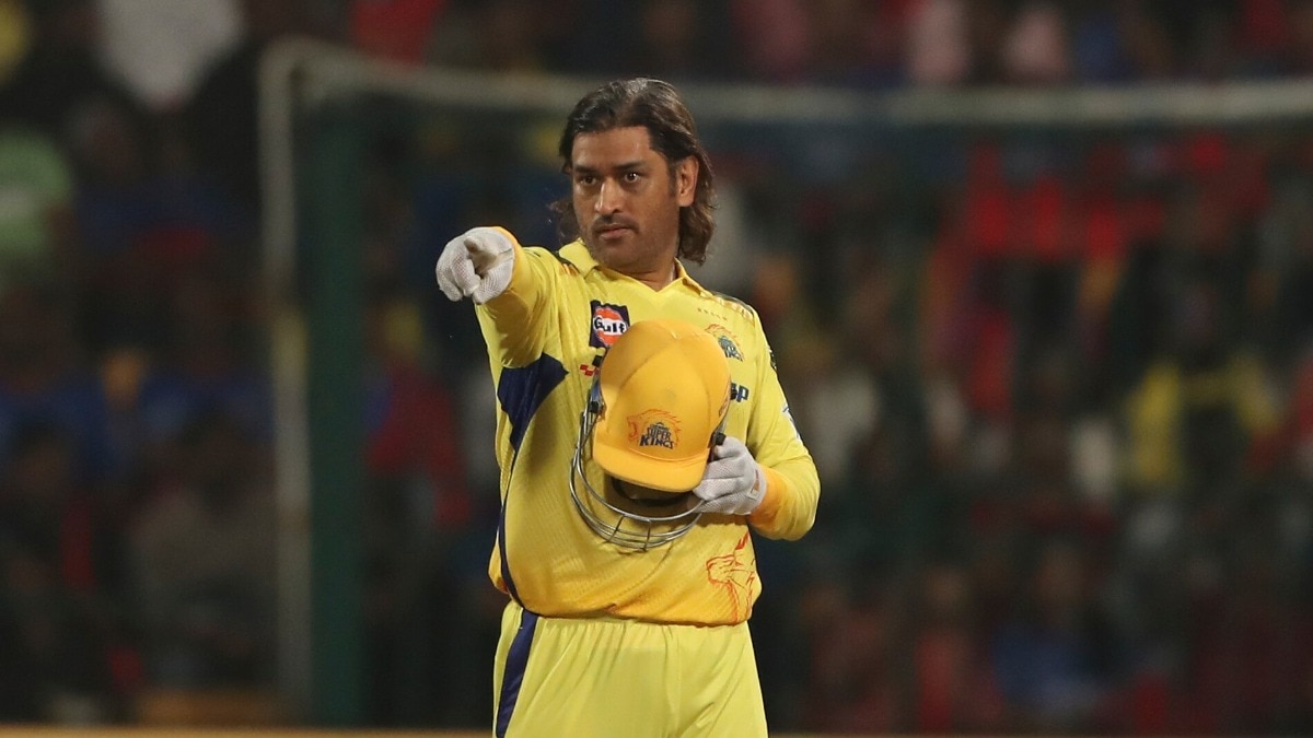 MS Dhoni still has the fastest hands in the world as a wicketkeeper ...