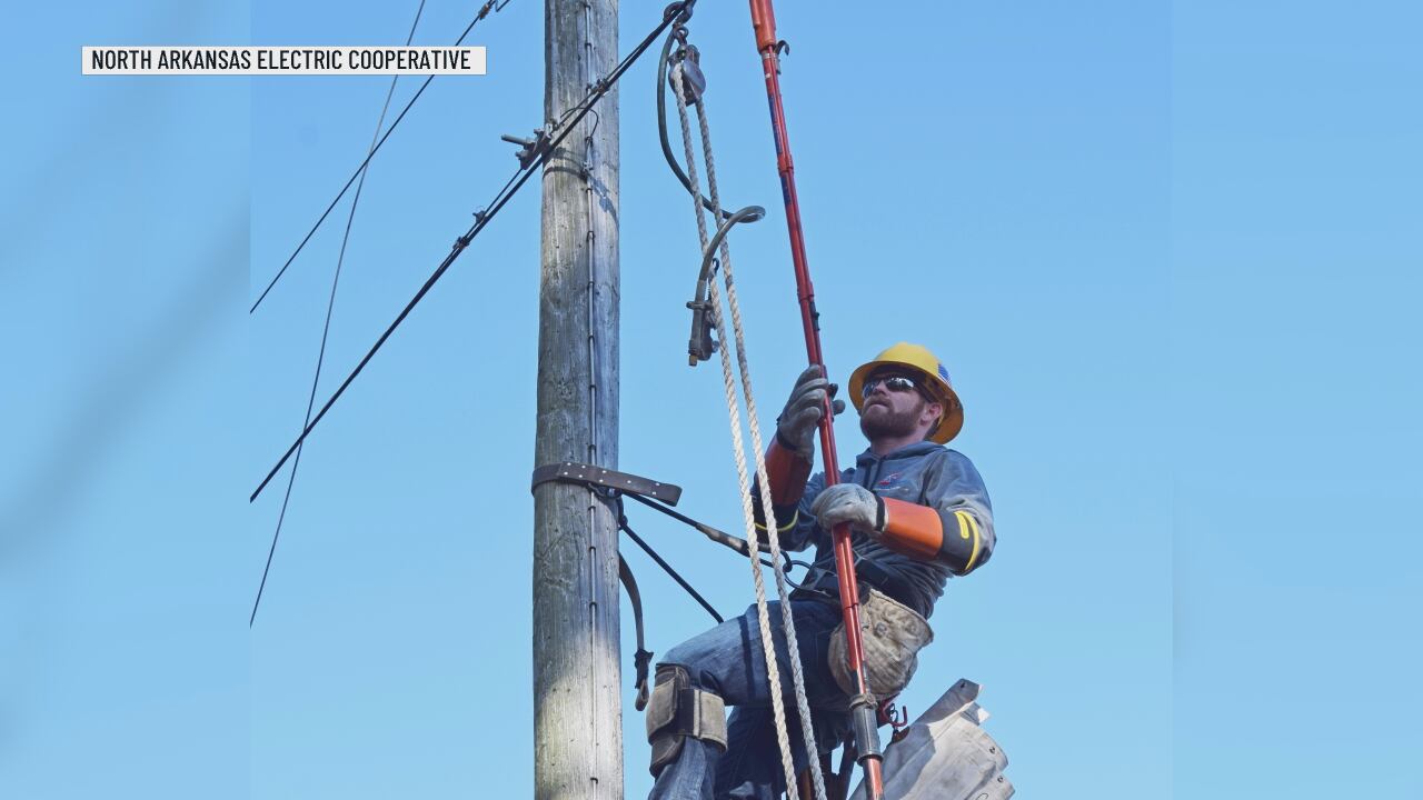 Lineman who lost home to tornado continues to help others