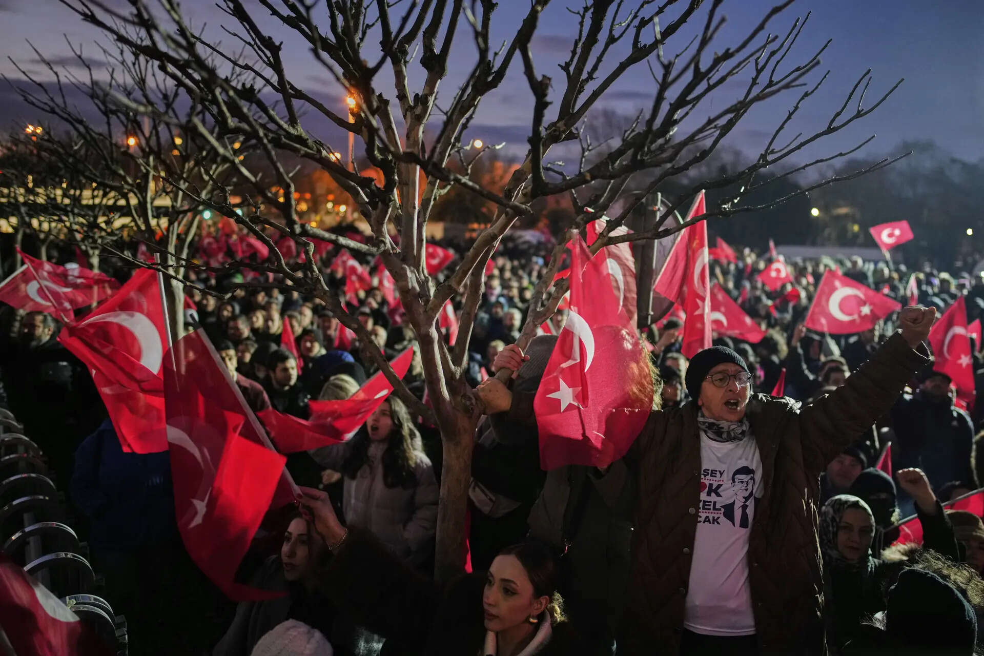 Turkish streets in chaos as mass protests erupt in Istanbul after ...