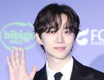 JYP Entertainment terminates contract with Lee Jun-ho after 17 years