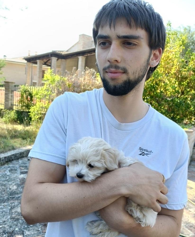 Nuovi problemi di salute per Jacopo. Slitta l’operazione alla schiena