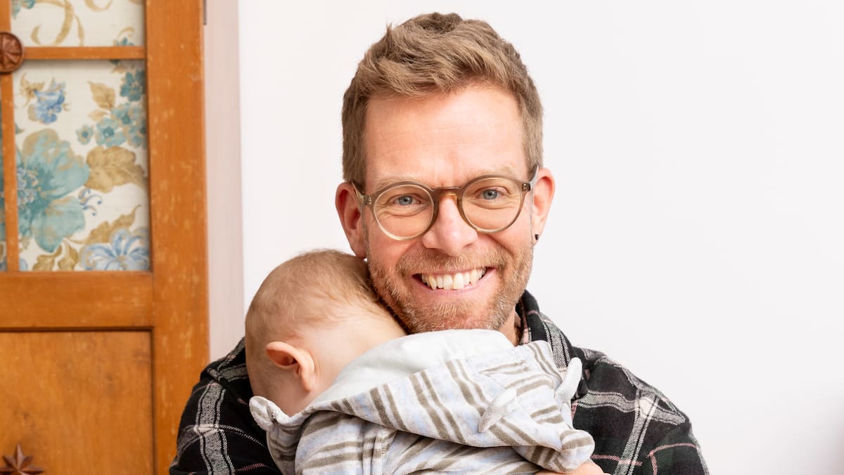 «Unsere Familie wächst»: SRF-Moderator Olivier Borer wird zum zweiten ...