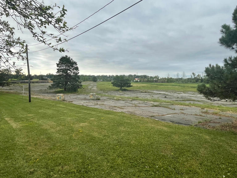 Development plans underway for Seneca Mall site