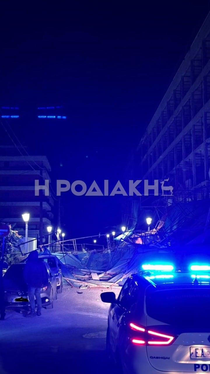 Αδιανόητες εικόνες στη Ρόδο: Σοβαρές ζημιές σε 20 αυτοκίνητα από ...