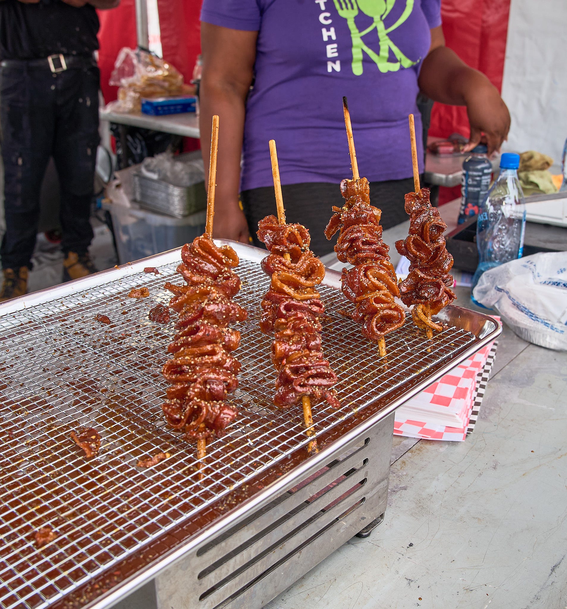 Bacon on a stick? Bourbon pork sandwich? Bacon & Bourbon Fest brings ...
