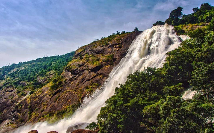 India’s Secret Waterfalls: 10 Hidden Cascades You Must Chase