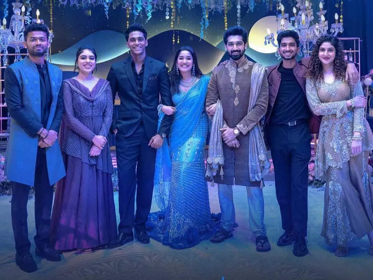 Pavish Narayan, Mathew Thomas, and Anikha Surendran starrer ‘Nilavuku ...