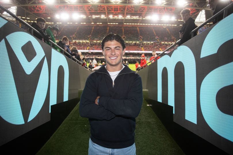 NFL chief lays it out for Louis Rees-Zammit as Dan Biggar left 'amazed'