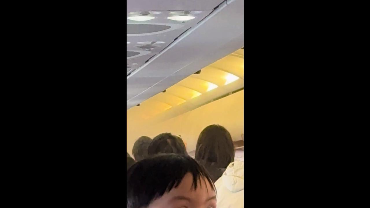 Power bank explosion fills cabin with smoke on flight to Hong Kong