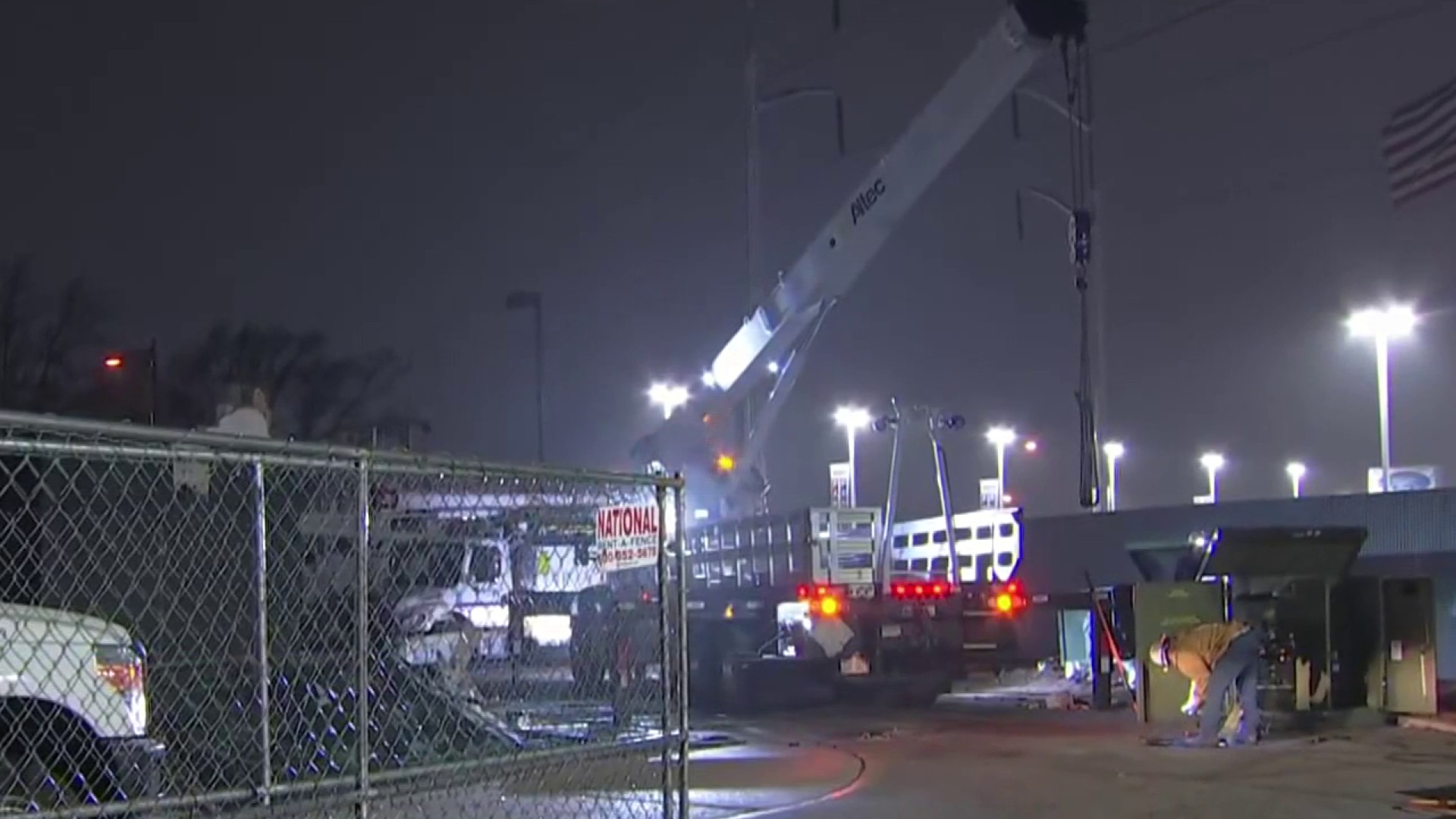 Man electrocuted while trying to steal copper wire in Philadelphia: Police