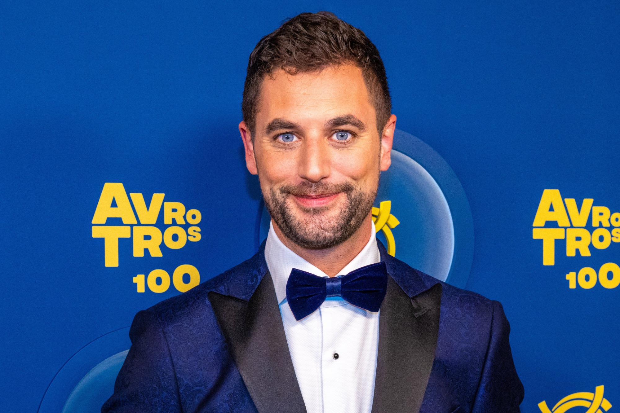 First Dates zegt barman Victor vaarwel met speciale uitzending