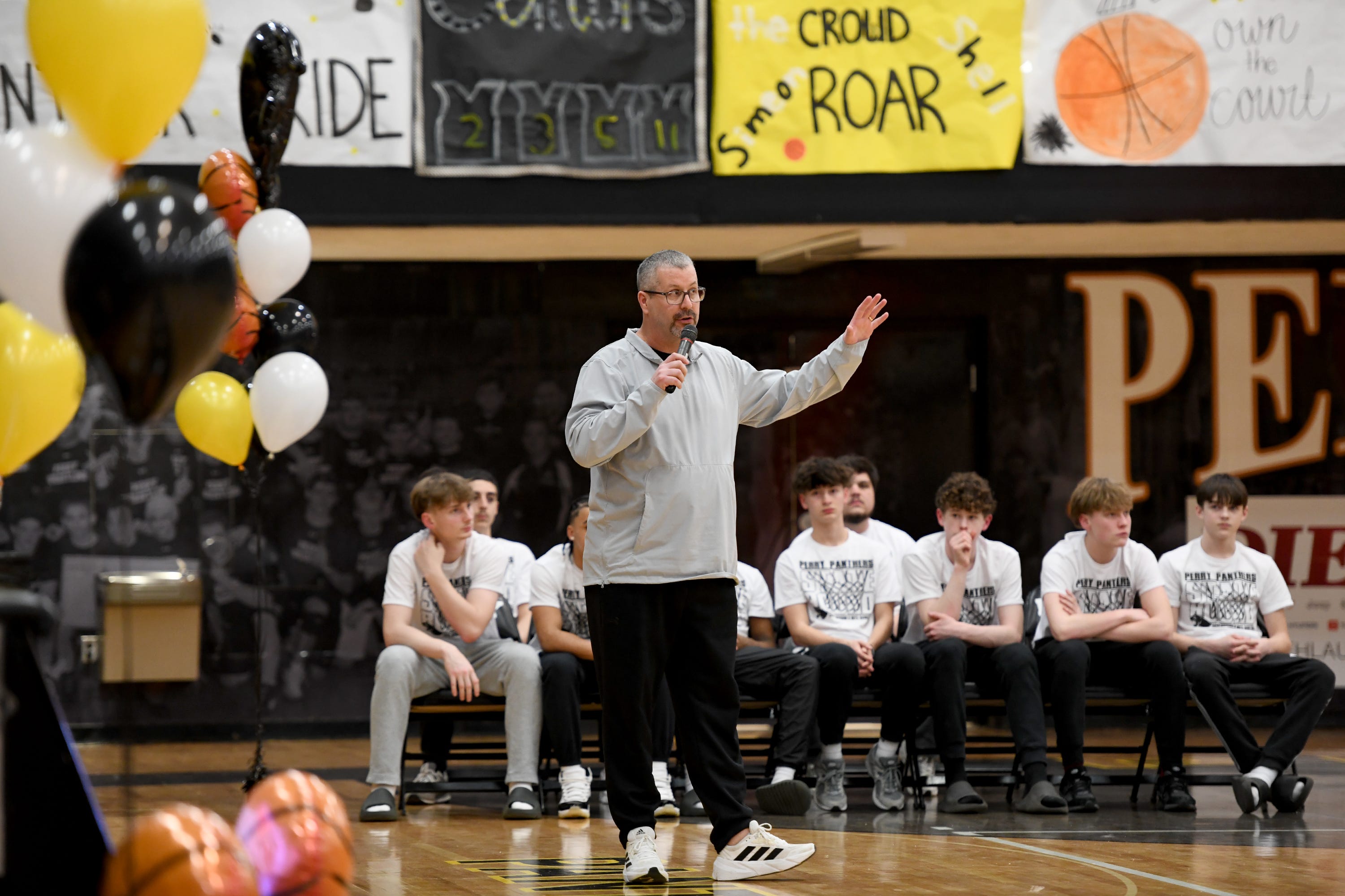 Perry community rallies around state championship-bound basketball team