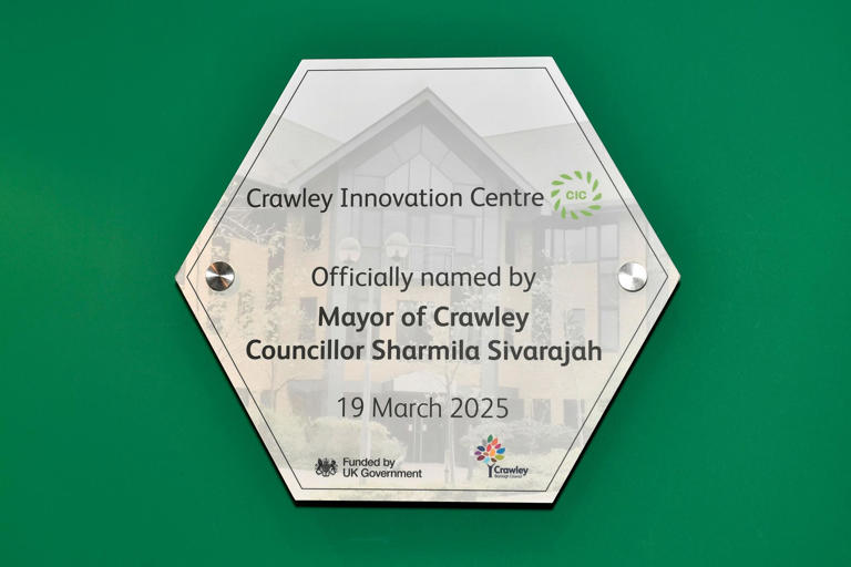 Mayor of Crawley officially names Crawley Innovation Centre