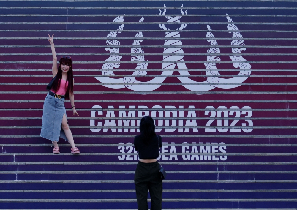 Singapore finswimmers, coaches pledge full cooperation in police probe ...