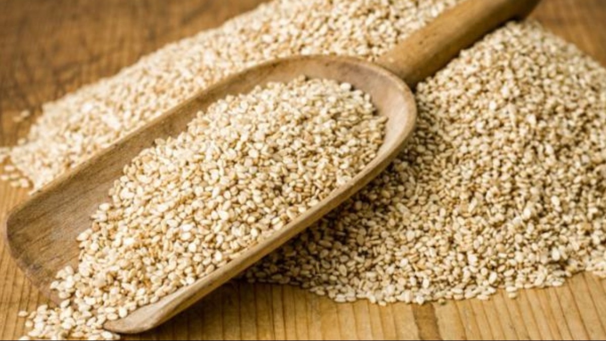 Why sesame seeds are a must for your health: 5 key benefits