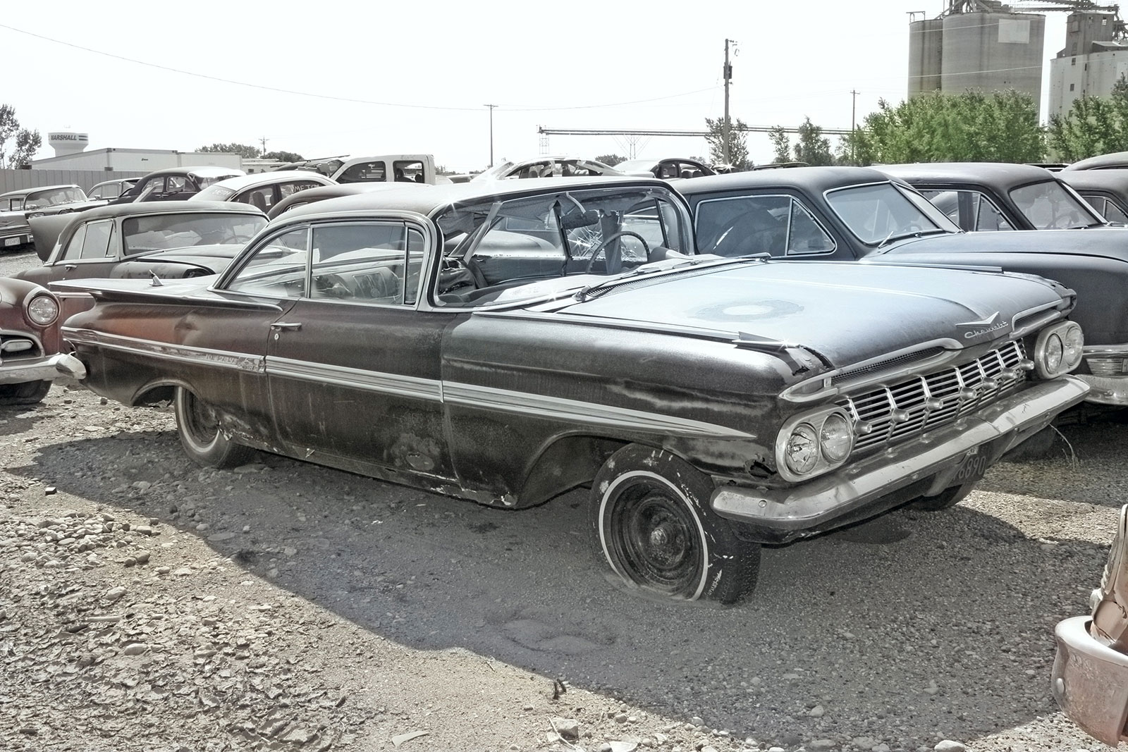 Die Schätze auf dem Schrottplatz von Doug's Auto Parts in Marshall ...