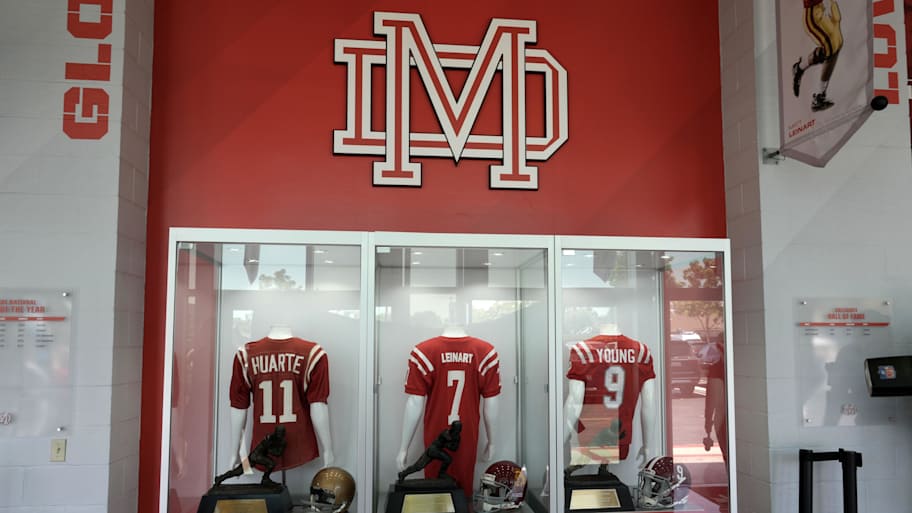 California Powerhouse Mater Dei Signs First High School Multimedia Deal