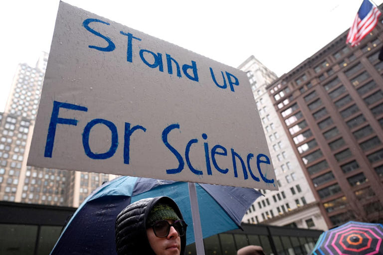French scientist denied entry to US after officials find ‘hateful ...