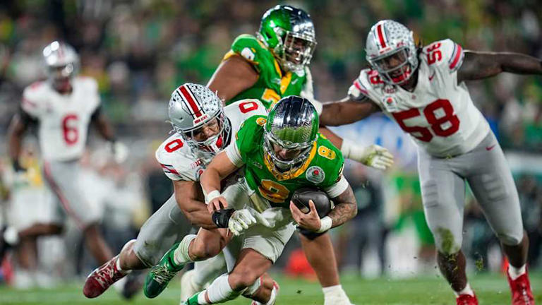 How Oregon Ducks' Dan Lanning Is Growing From Ohio State, Rose Bowl Loss